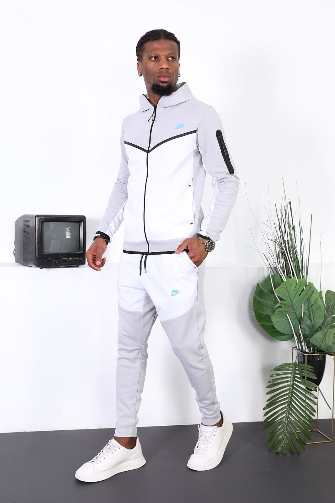 nike tech syna , nike tech fleece , nike tech central cee , nocta – prvyit