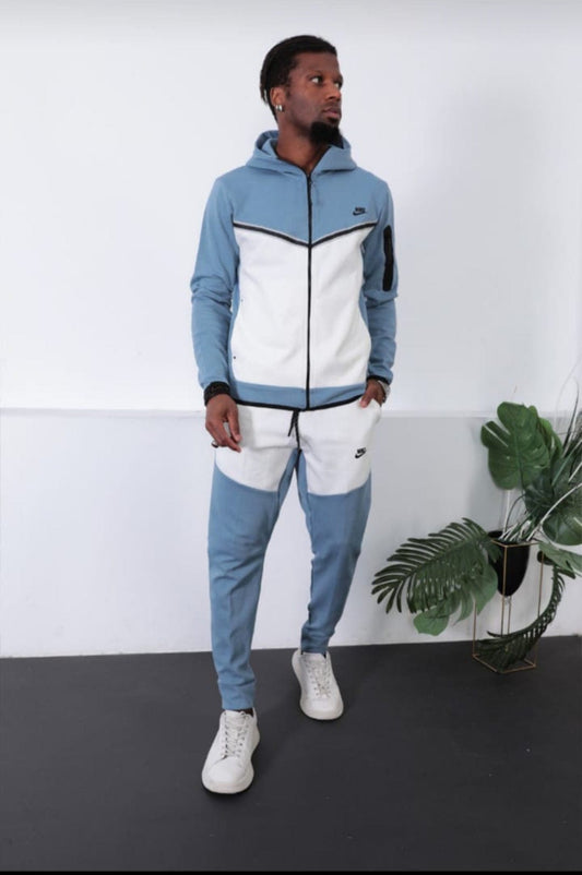 Nike Tech Fleece – prvyit